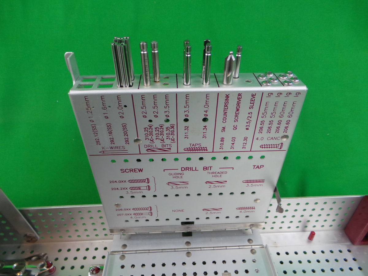 SYNTHES Small Fragment Set LC-DCP Self Tapping Instrument Plate Screw ...