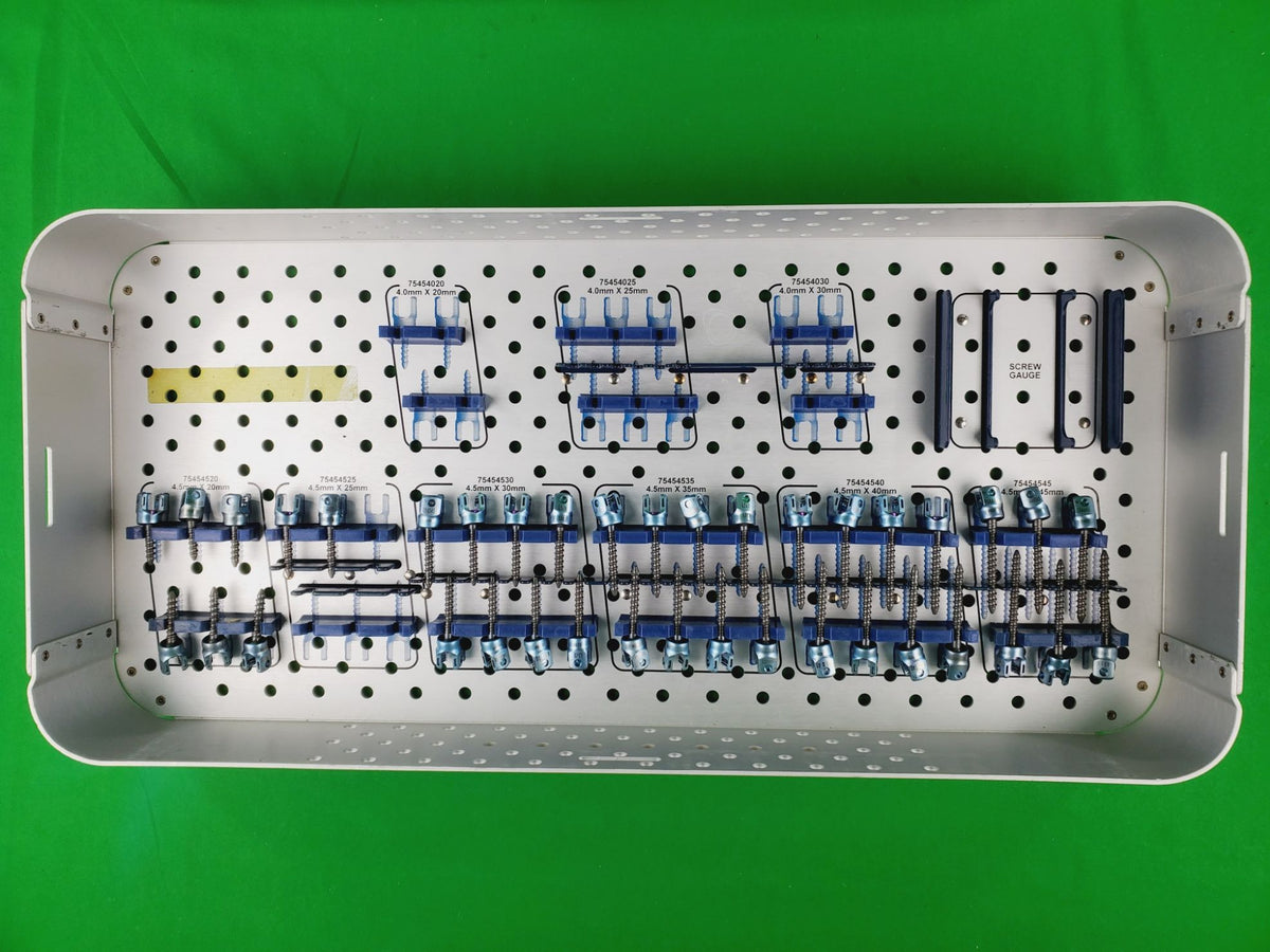 Medtronic CD Horizon Legacy Spinal system uni-axial MAS screw set for ...