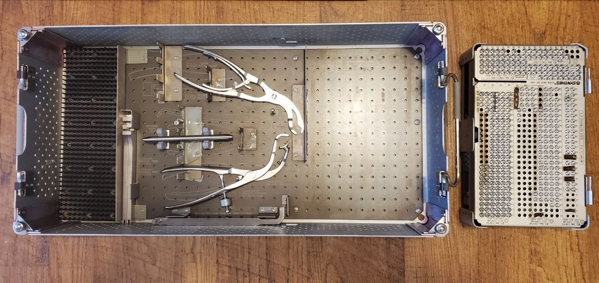 SYNTHES Locking Small Fragment Set Self-Tapping – MedUSA Sales