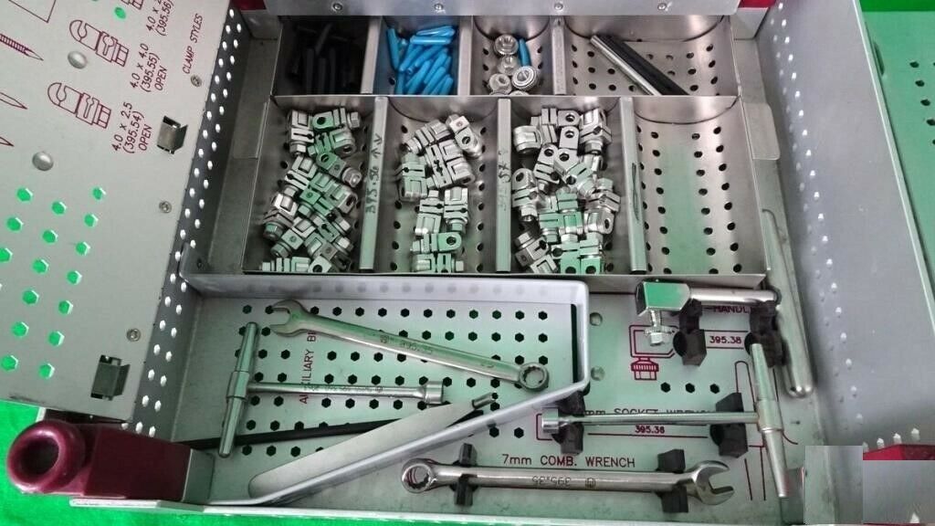 Synthes Small External Fixator Set Orthopedic Surgery – MedUSA Sales
