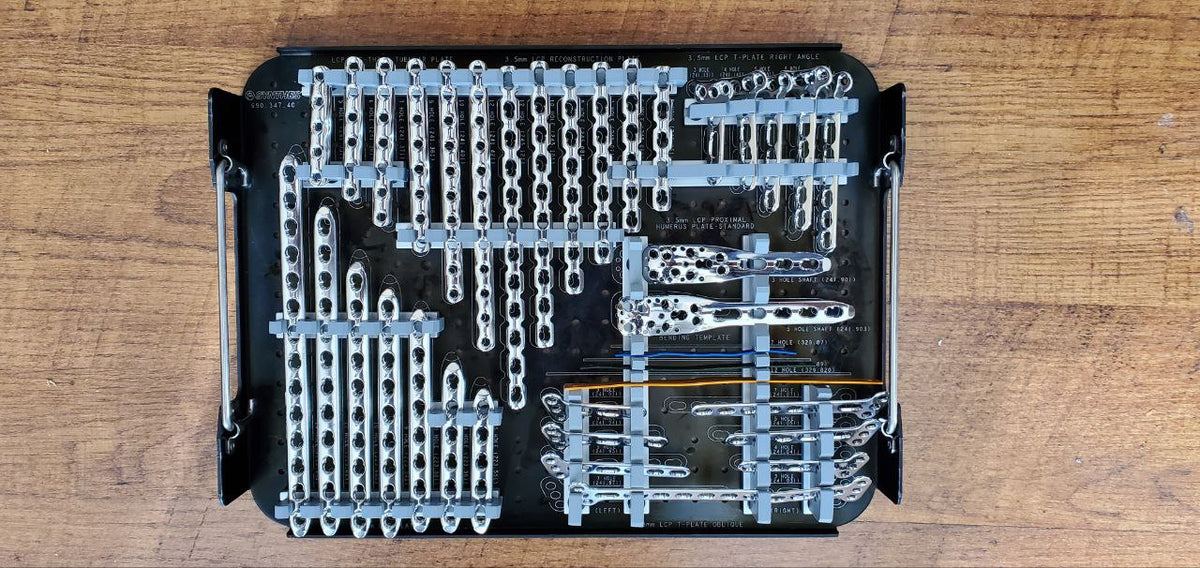 Synthes LCP SMALL FRAGMENT SYSTEM 3.5 mm medial proximal tibia plate s ...